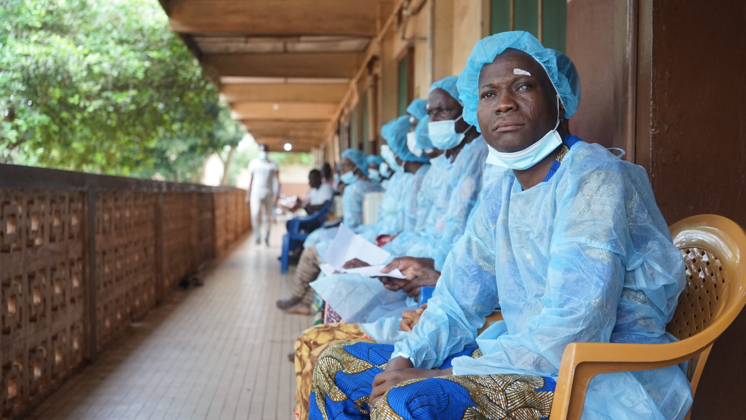 Fondation Claudine Talon offre dépistage et traitement de la Cataracte à Kétou - 24 HEURES AU BENIN