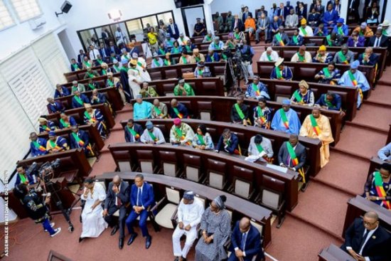 79 députés contre 28 adoptent le nouveau code électoral au Bénin. - 24 ... 79 députés contre 28 adoptent le nouveau code électoral au Bénin. - 24 ...